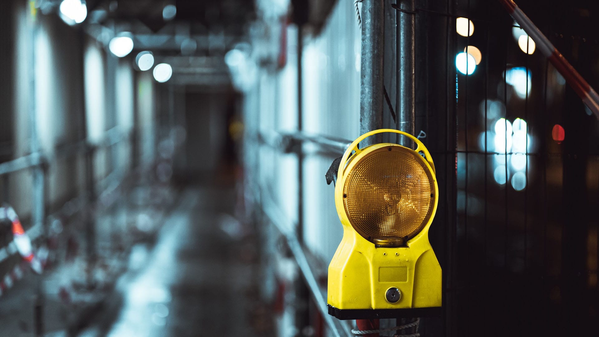 Confined Gas Monitor Guide | Safety In Tight Spaces